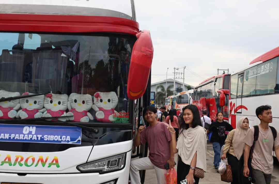 Puncak Arus Balik Nataru 2024/2025 di Tol Sumut Capai Ratusan Ribu Kendaraan - Suara Muda